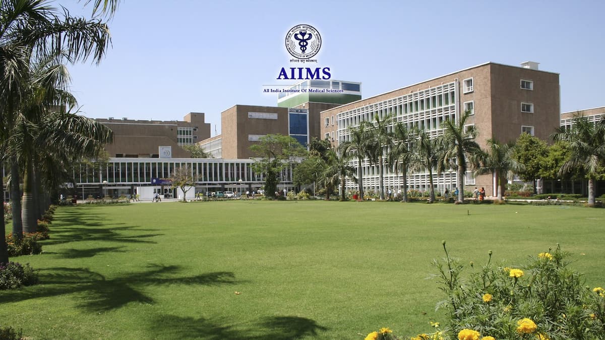 AIIMS Delhi reports around 430 vacant faculty positions, 35% of staff ...