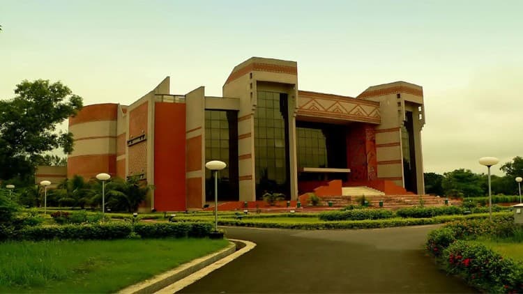 IIM Calcutta partners with FPSB India to launch executive program in ...